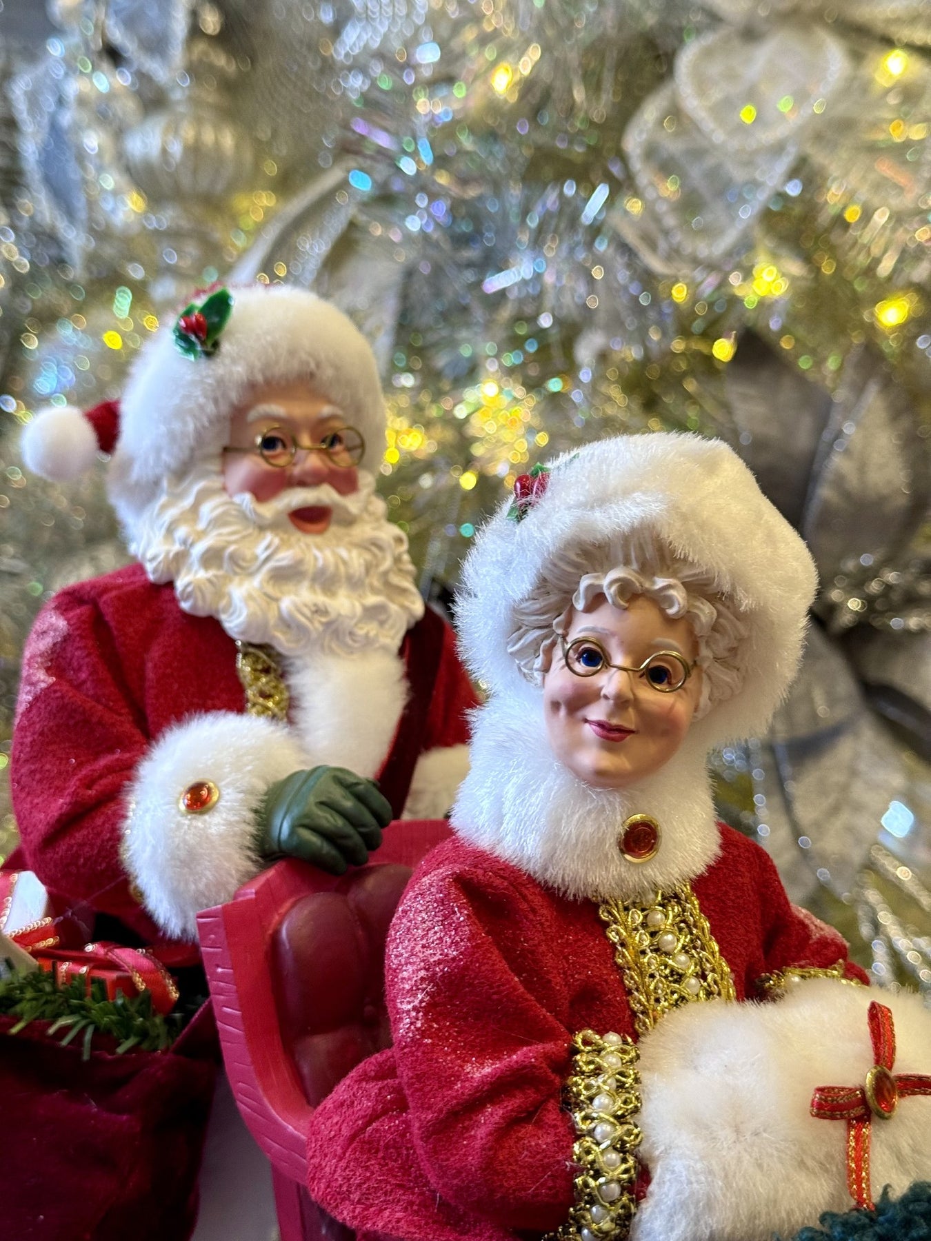 POSSIBLE DREAMS - 40TH ANNIVERSARY RUBY SLEIGH LIMITED EDITION 6016465 – Making Spirits Bright