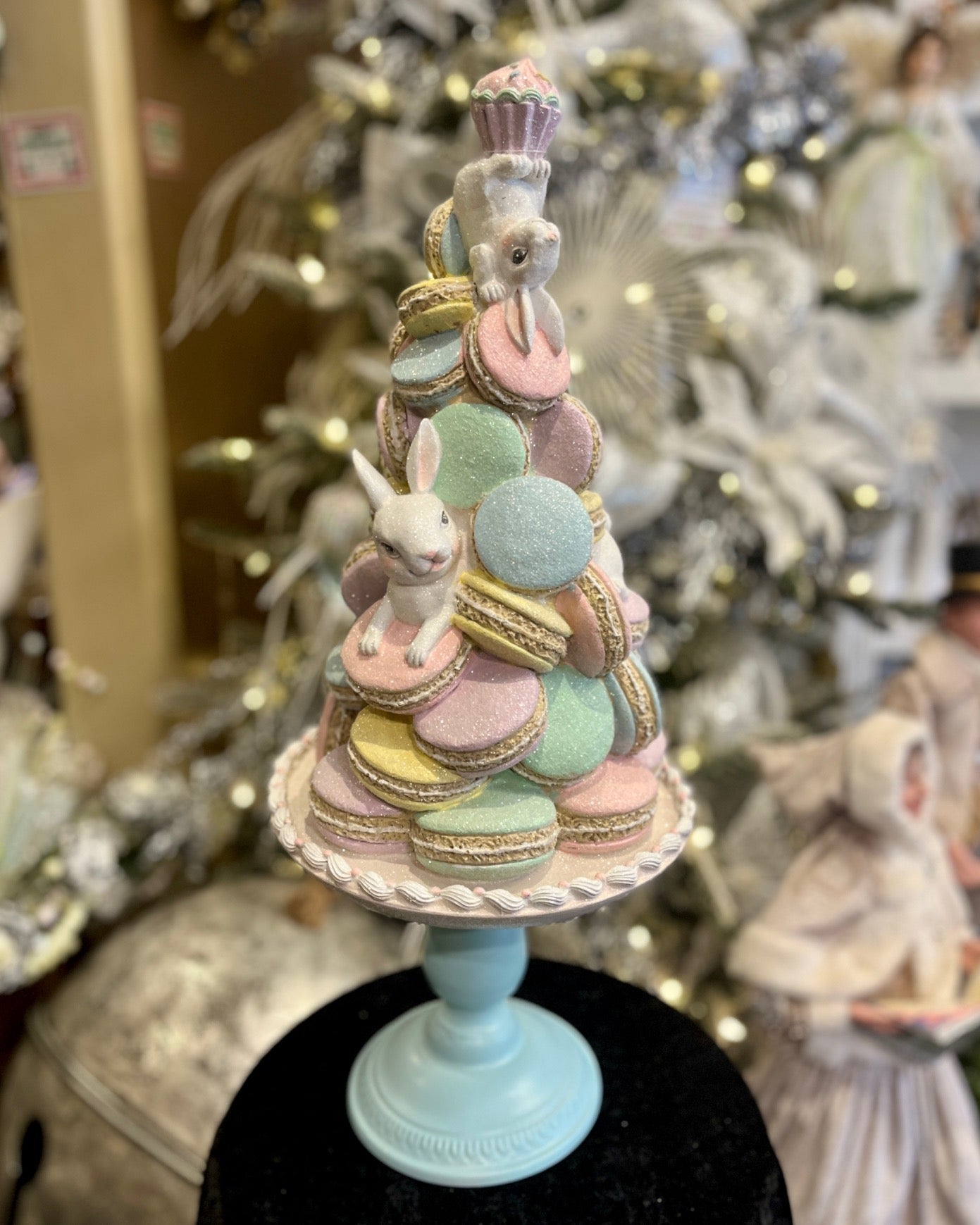 MACARON TREE ON STAND ESS007 – MAKING SPIRITS BRIGHT